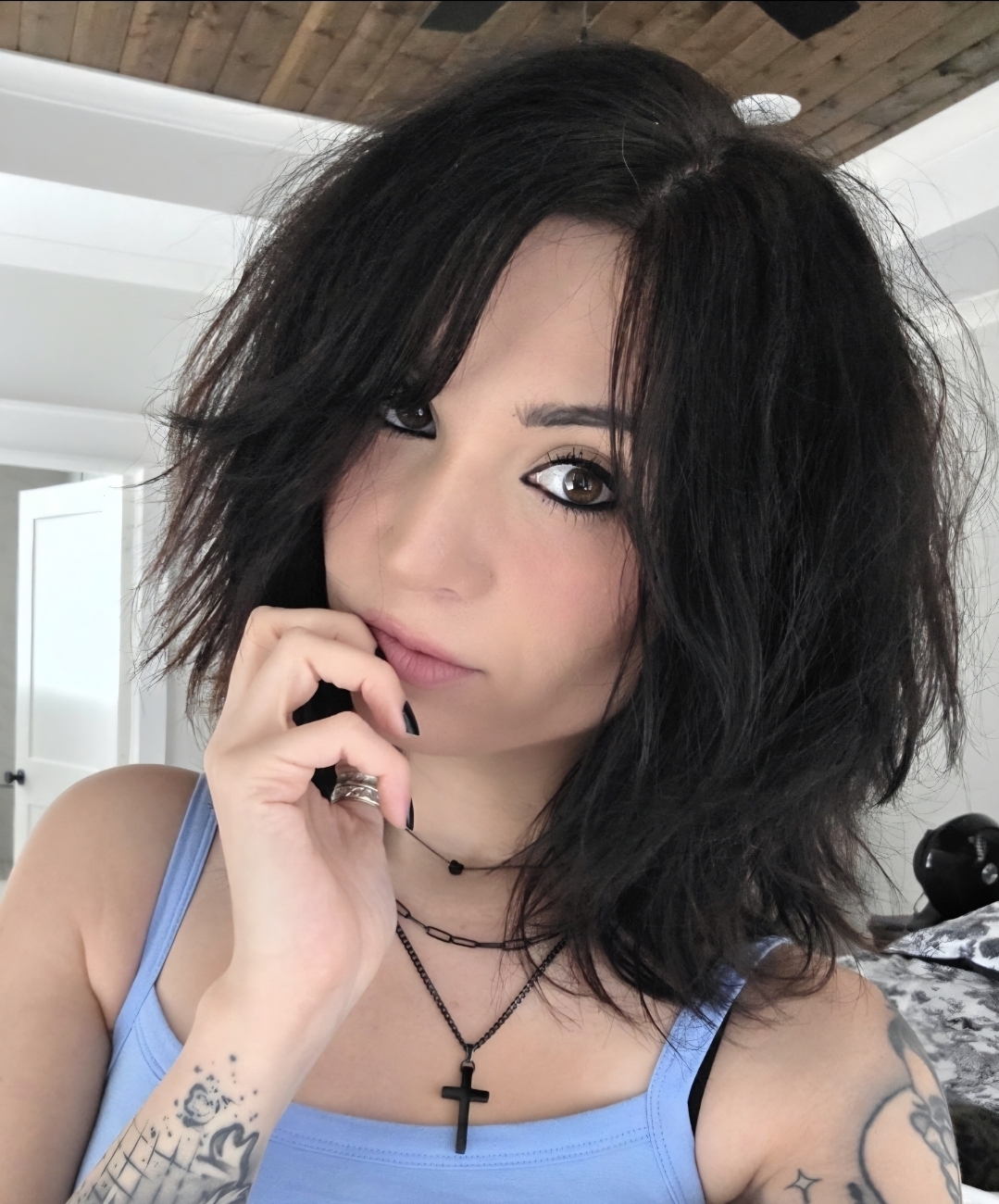 Melonie Mac - Personalized Video ShoutOuts